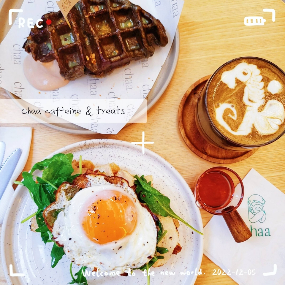 【澳門】§打卡 Cafe§ Chaa caffeine & treats ~ 人流極旺 超美味的鹹甜窩夫 | 澳門生活誌 | CyberCTM